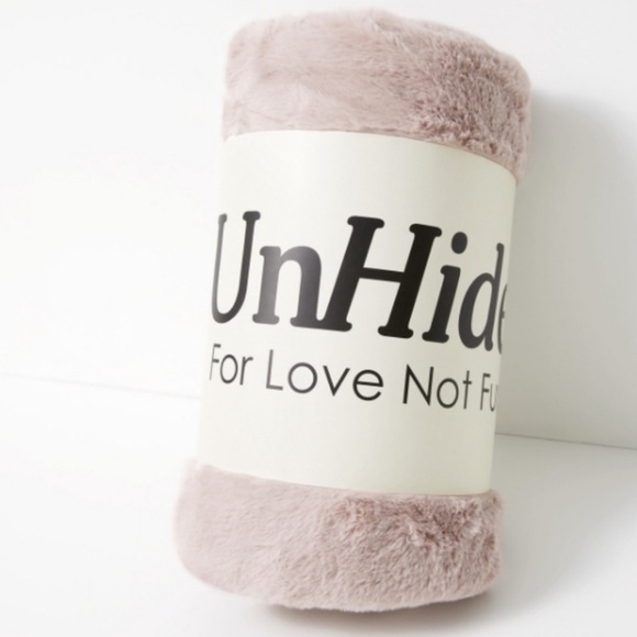 UnHide, LLC | Bedding | Unhide Lil Marshmallow Blanket Throw A Rise ...